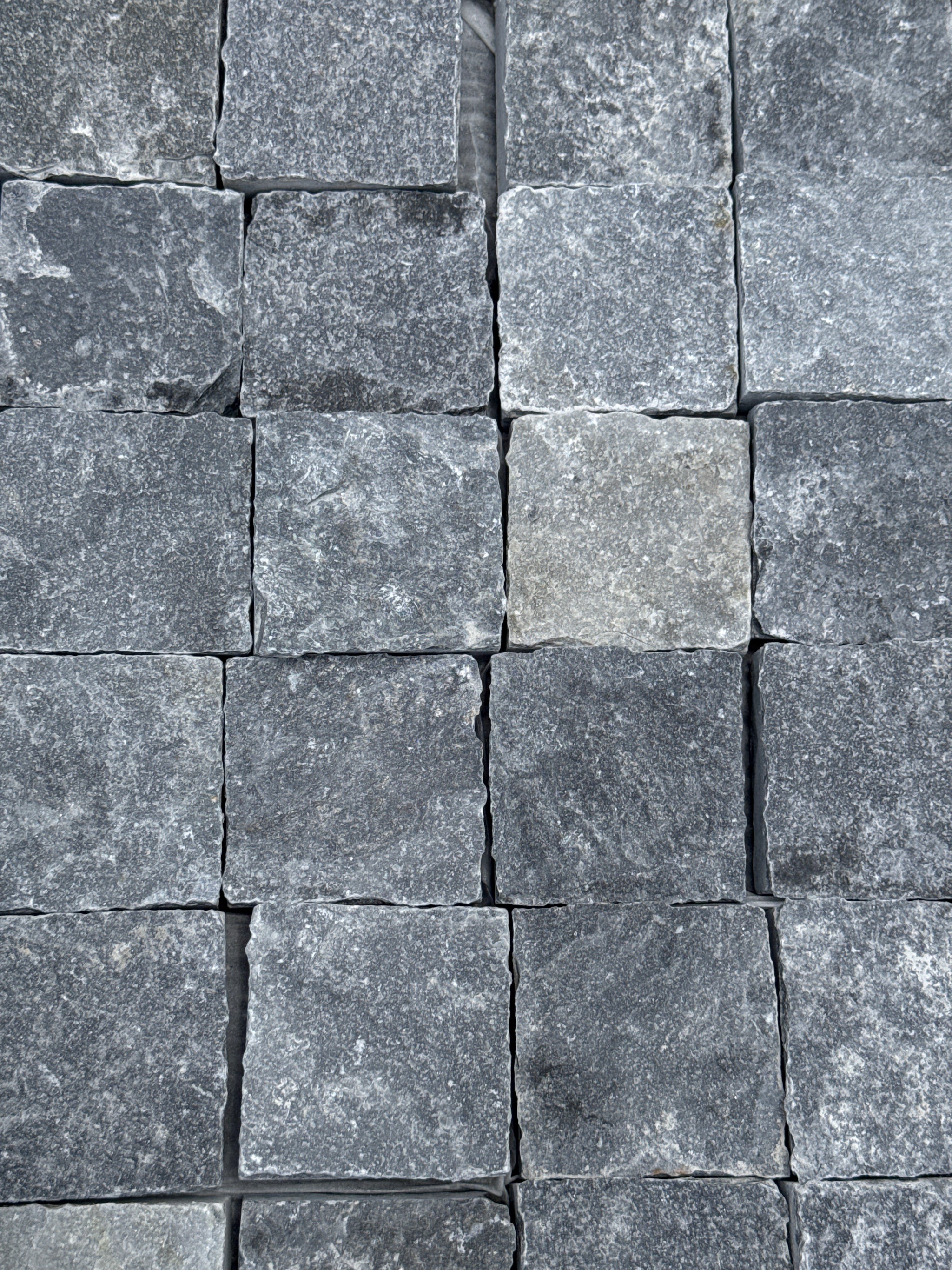 Blue Quartz Cobblestones Loose 30mm